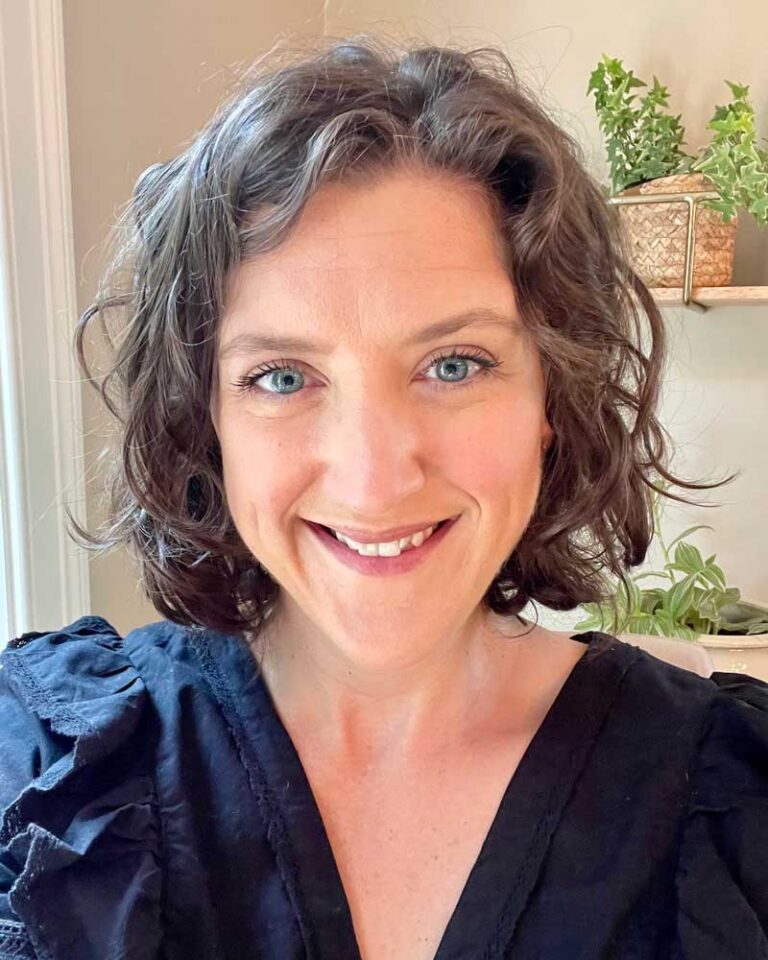 Kailie Sullivan Biography - Cancer Counseling Collective